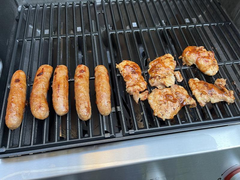 Weber 3-Burner Propane Gas Genesis E-315 Grill, 39,000 BTU at Tractor ...