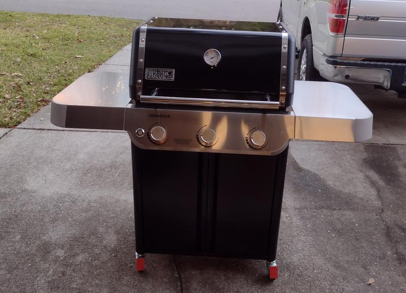 Weber 3-Burner Propane Gas Genesis E-315 Grill, 39,000 BTU at Tractor ...