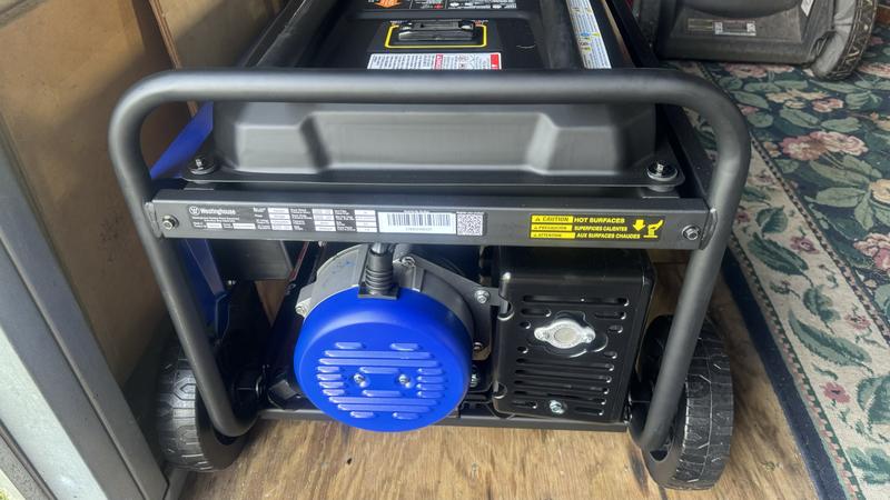 Westinghouse 6,500W Home Backup Dual Fuel Portable Generator with CO ...