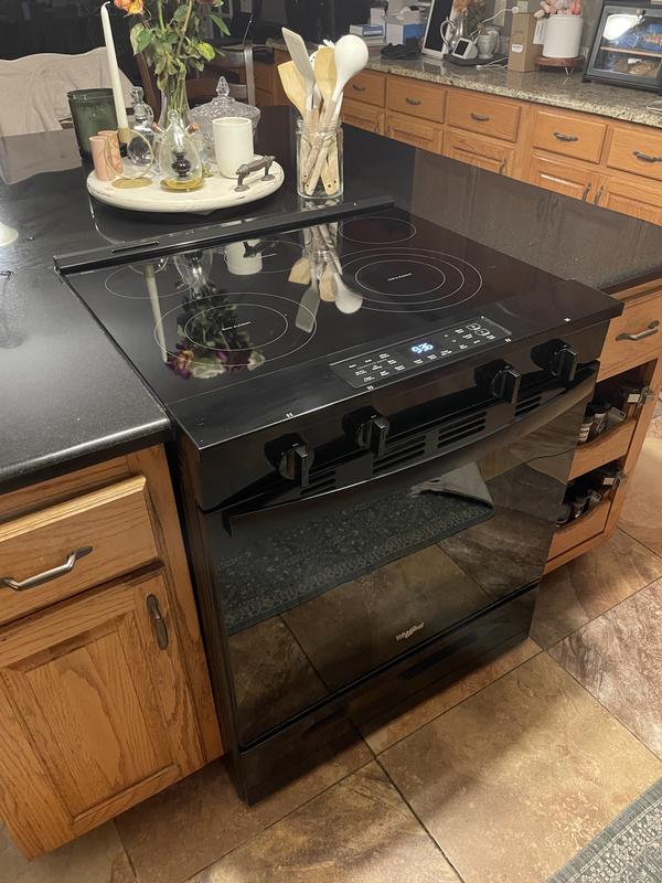 Whirlpool 30-in Glass Top 5 burners 5.3-cu ft Air Fry Convection Oven ...