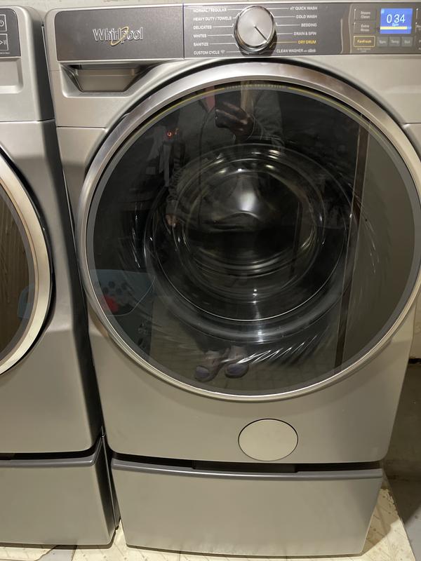 Whirlpool 5-cu ft High Efficiency Stackable Steam Cycle Smart Front ...
