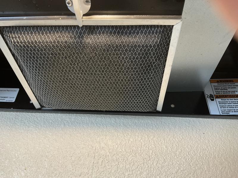 Whirlpool 30-in Ductless 140-CFM Stainless Steel Under Cabinet Range ...