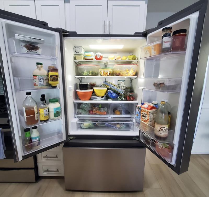 Whirlpool Counter-Depth 24.3-cu ft 36-in Wide with Ice Maker ( White ...