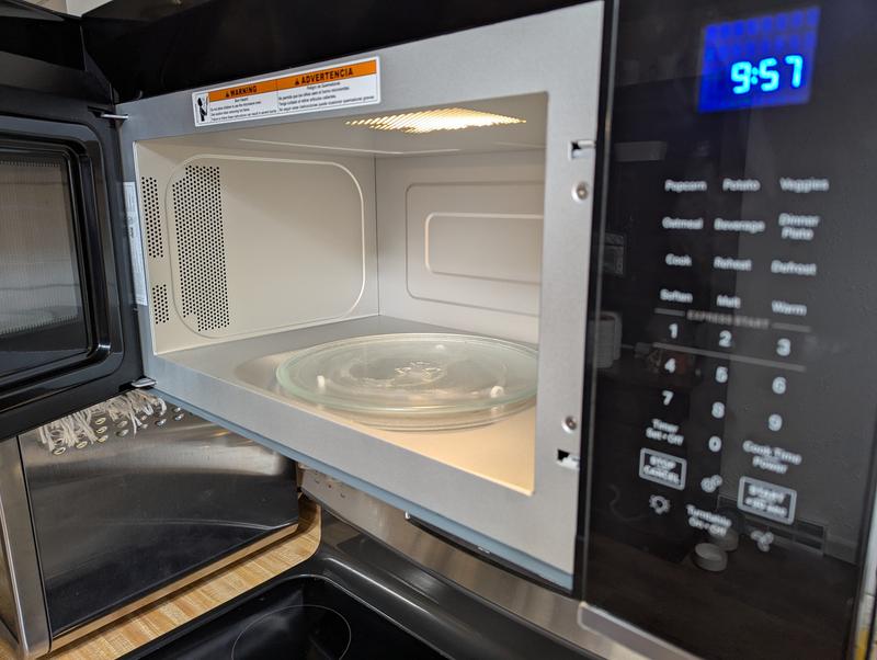 Whirlpool 1.9-cu ft Over-the-Range Microwave with Sensor Cooking ...