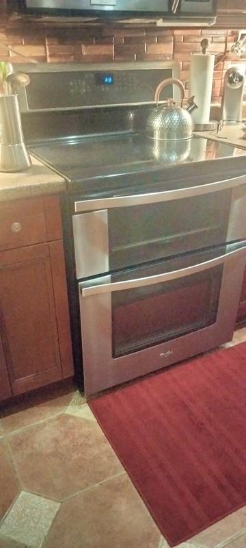 Whirlpool 30-in 4 Elements Black Induction Cooktop WCI55US0JB at Lowes.com