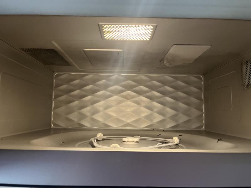 Whirlpool 1.1-cu ft 1000-Watt Low Profile 30-in Over-the-Range ...