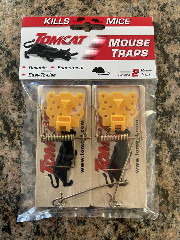 TOMCAT Wooden Mouse Trap 4 Count Mouse Traps in the Animal & Rodent ...