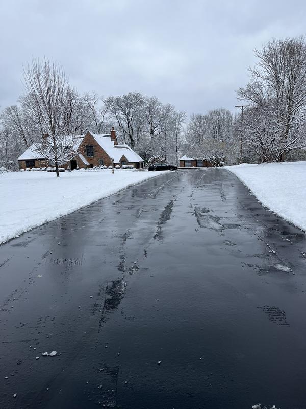 Toro 24 in. SnowMaster 824 QXE Single-Stage Gas Snow Blower at Tractor ...