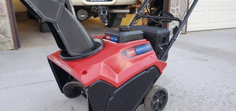 Toro Clear 821 QZE 21 in. 252cc Single-Stage Gas Snow Blower at Tractor ...