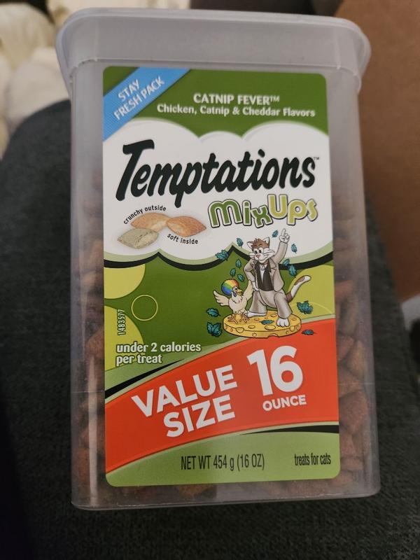 Temptations MixUps Crunchy and Soft Catnip Fever Flavor Cat Treats, 30 ...
