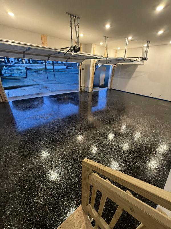 Gorilla 2-part Black Epoxy Concrete and Garage Floor Paint ( Kit ) in ...