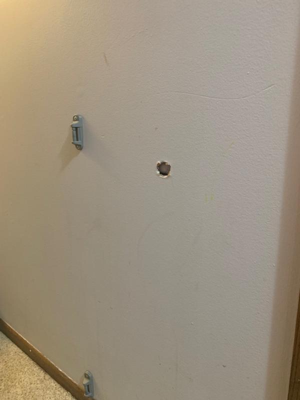 Gorilla Heavy Duty Wall Repair Kit with Spackling and Primer 8 Ounce ...