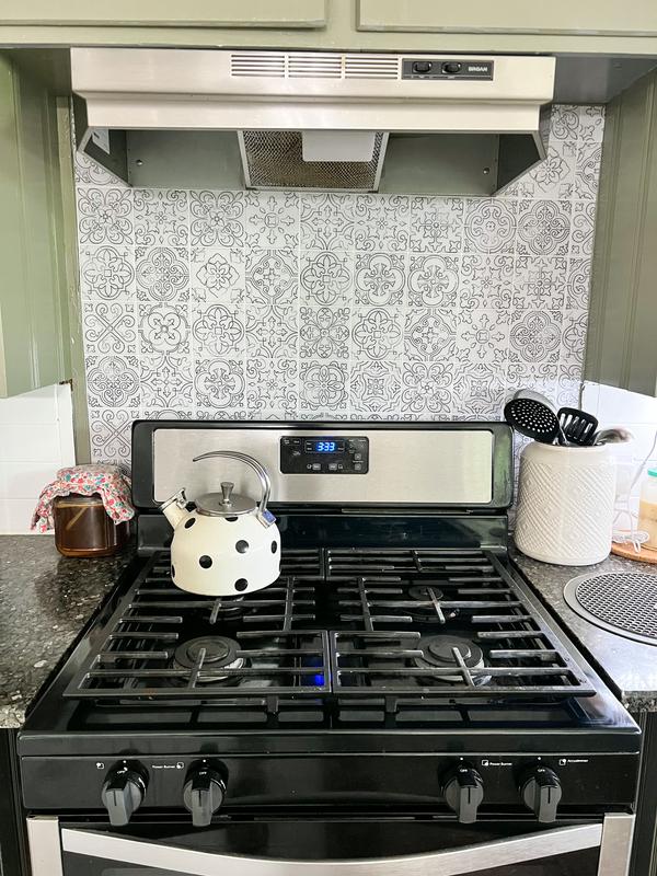 Smart tiles Vintage Giotto Beige Vinyl Peel and Stick Tile - 4 India | Ubuy