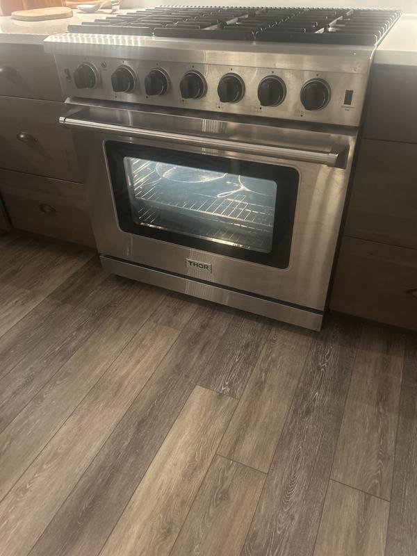 Thor Kitchen 36-in 6 Burners 6-cu ft Convection Oven Freestanding ...