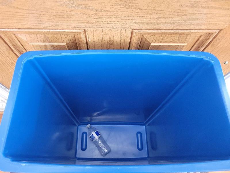Alpine Industries 23 Gallon Blue Commercial Slim Indoor Recycling Bin ...