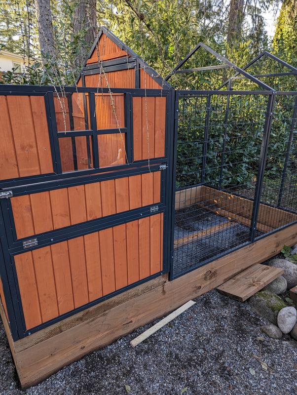 Producer's Pride Guardian Chicken Coop, 14 Chicken Capacity at Tractor ...