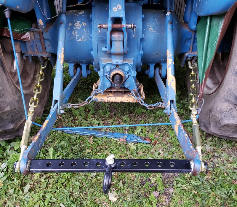 CountyLine 33 in. Category 1 Stabilizer Chains, 2-Pack at Tractor Supply Co