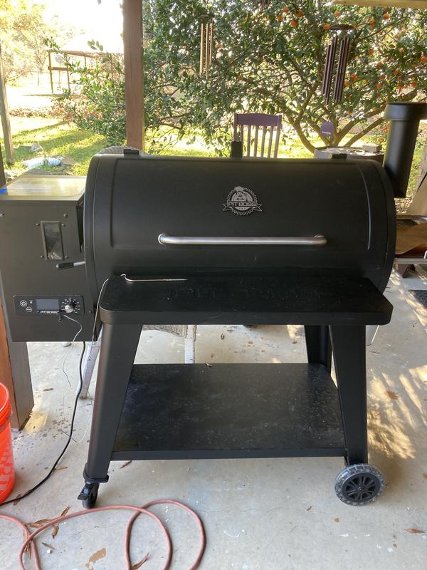 Pit Boss 1,021 sq. in. 1000D3 Pellet Grill, Black at Tractor Supply Co