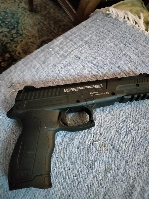 Umarex Dx17 Spring Powered BB Air Pistol at Tractor Supply Co