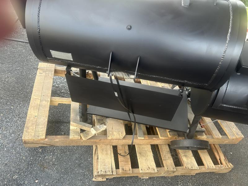 Old Country BBQ Pits 1,182 sq. in. Brazos Loaded Offset Charcoal Smoker ...