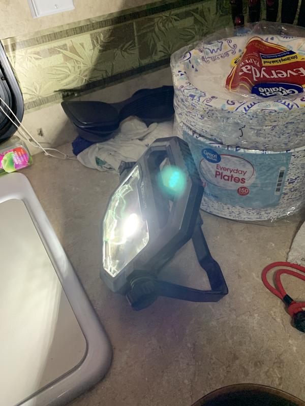 JobSmart 1,000-Lumen Rechargeable LED Portable Work Light at Tractor ...