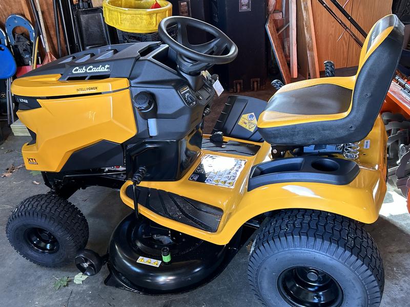 Cub Cadet IntelliPower 42 in. Gas Riding Lawn Mower, Cub Cadet Engine, Hydrostatic Transmission ...