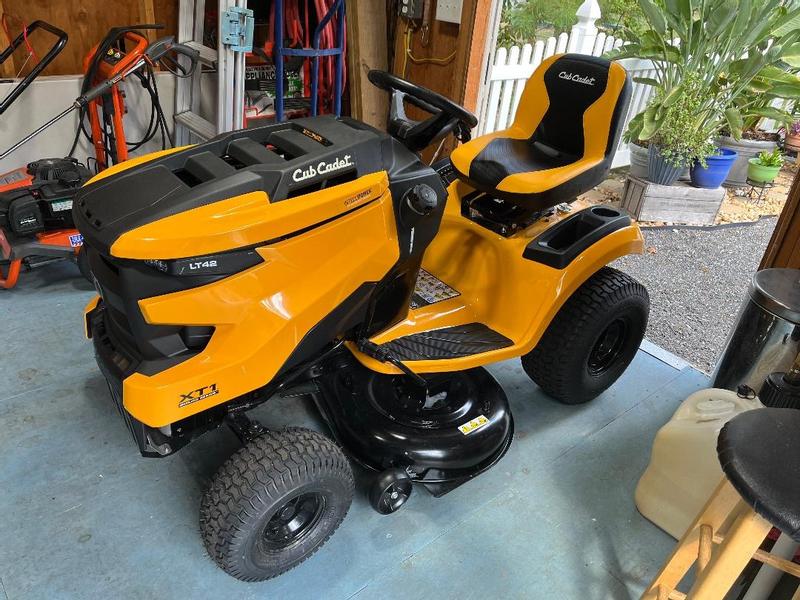 Cub Cadet IntelliPower 42 in. Gas Riding Lawn Mower, Cub Cadet Engine ...