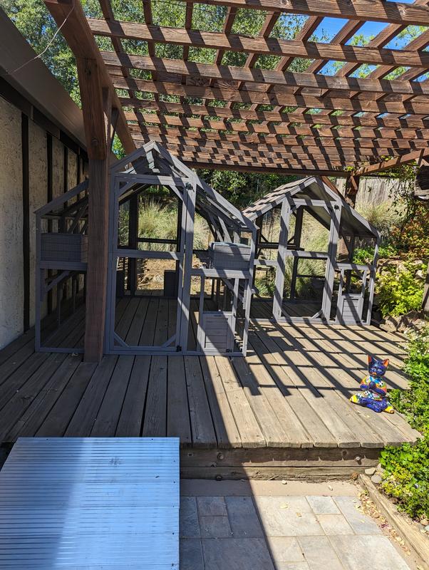 Aivituvin Outdoor Cat Run Large Cat Enclosure at Tractor Supply Co