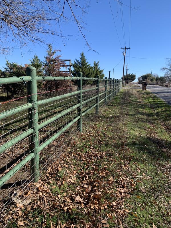 Red Brand 4 in. Mesh 10-Gauge Square Deal Goat and Sheep Wire Fence ...