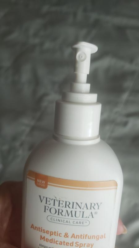 Veterinary Formula Antiseptic and Antifungal Medicated Pet Spray, 8 oz ...