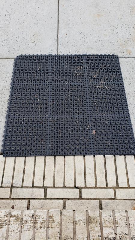 Redbarn Anti-Fatigue Interlocking Stall Mat, 3 ft. x 3 ft. at Tractor ...