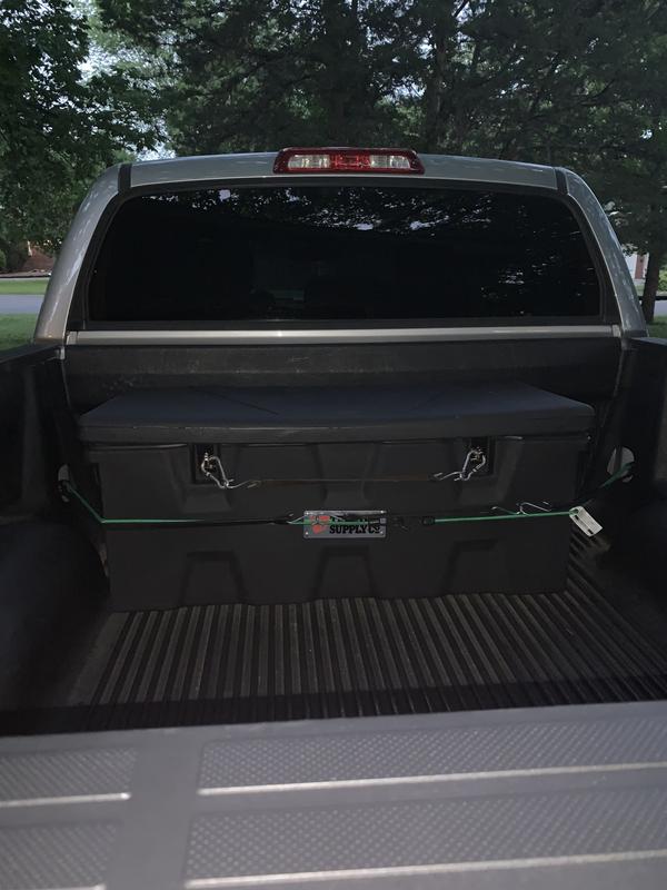 Tractor Supply 19 in. x 44 in. x 17-1/2 in. Heavy-Duty Poly Utility ...