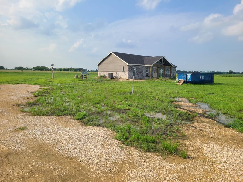 CountyLine 1/2 HP Electric Cast Iron Submersible Sump Pump with ...