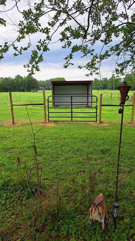 CountyLine 8 ft. x 4 ft. 6-Bar Utility Tube Gate, 1-3/4 in. Tube, Blue ...