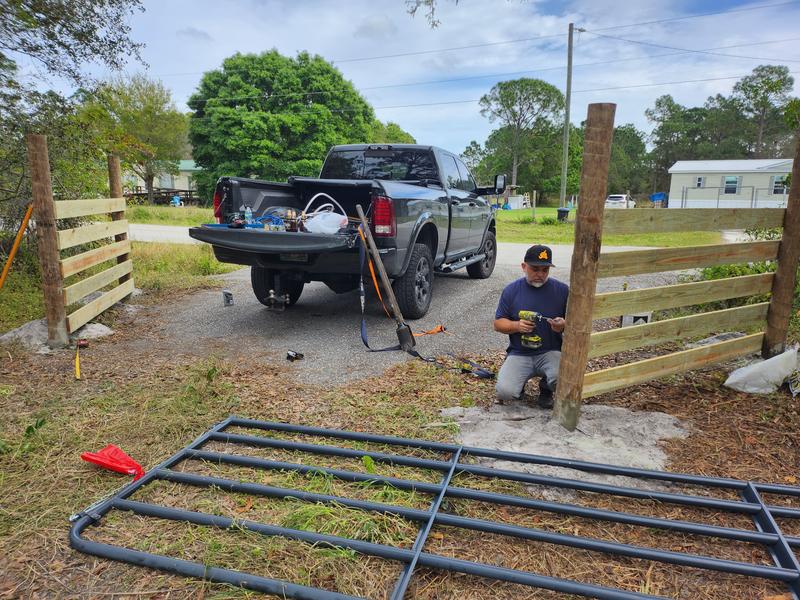 CountyLine 14 ft. x 50 in. 6-Bar Utility Tube Gate, 1-3/4 in. Tube ...