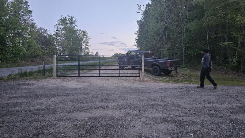 CountyLine 10 ft. x 50 in. 6-Bar Utility Tube Farm Gate, 1-3/4 in. Tube ...