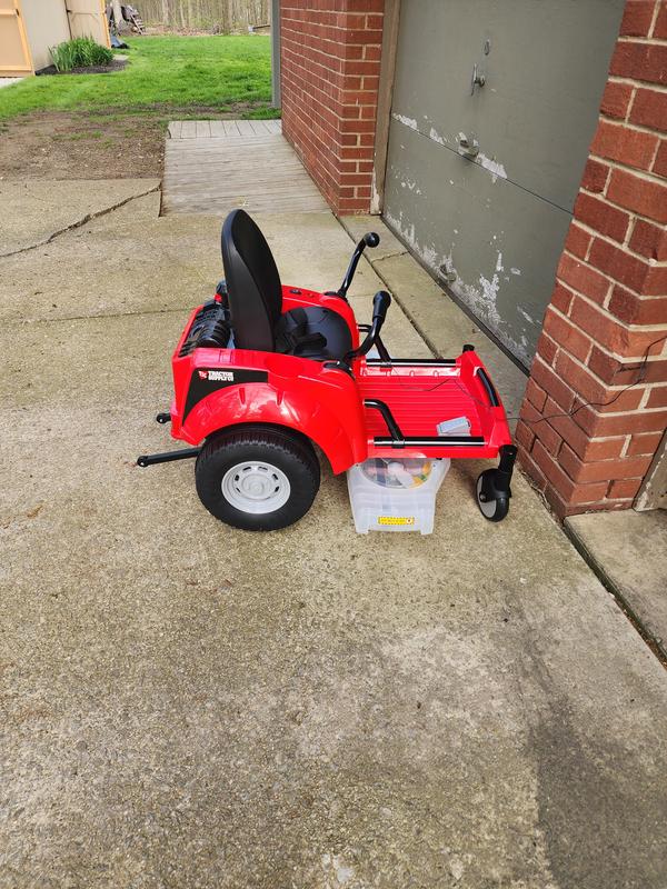 Tractor Supply 12V Zero-Turn Lawn Mower Ride-On Toy, Red at Tractor ...