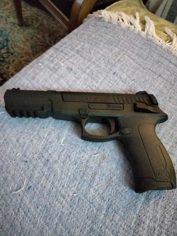 Umarex Dx17 Spring Powered BB Air Pistol at Tractor Supply Co