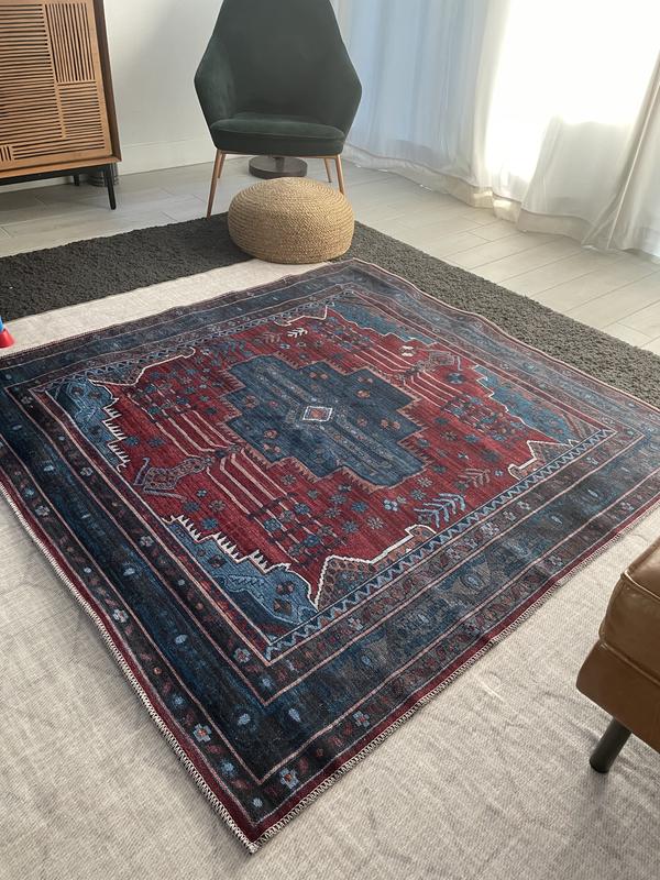 Unique Loom Mangata Washable 8 x 10 Red and Blue Indoor Medallion ...