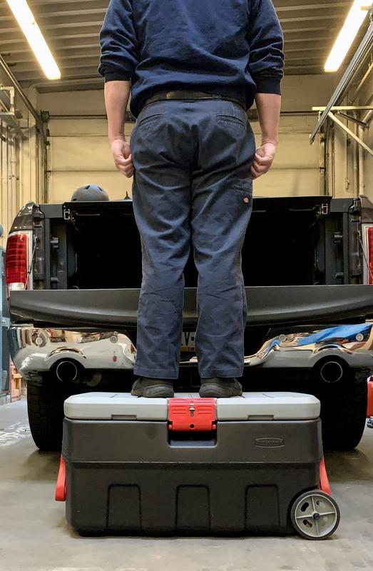 Rubbermaid 35 Gallon Action Packer Lockable Latch Storage Box Tote with ...