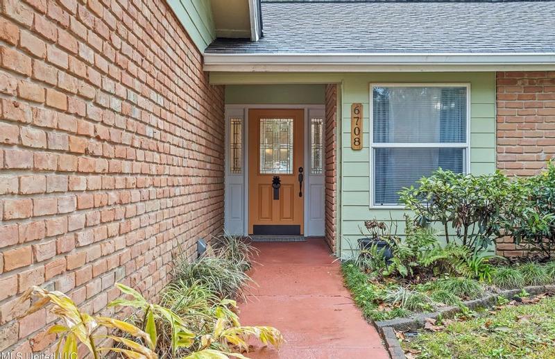 Valspar Defense Satin Base 2 Tintable Latex Exterior Paint + Primer (1 ...