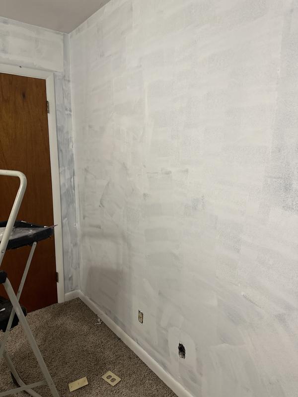 Valspar Signature Semi-gloss Ultra White Tintable Latex Interior Paint ...