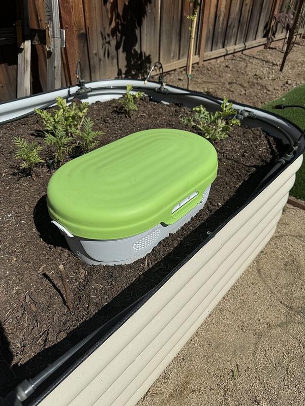 Vego Garden 8 Plastic Worm Composter VWC01LG at Lowes.com