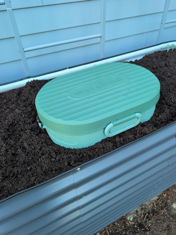 Vego Garden 8 Plastic Worm Composter VWC01LG at Lowes.com