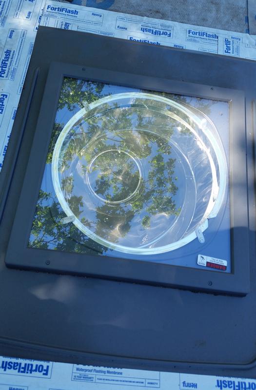 VELUX TLR 14-in x 48-in Insulated glass Self-flashing Aluminum Tubular ...