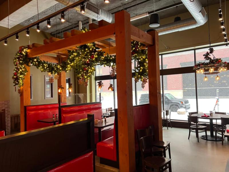 Vickerman 50' Cheyenne Artificial Christmas Garland with 350 Warm White ...