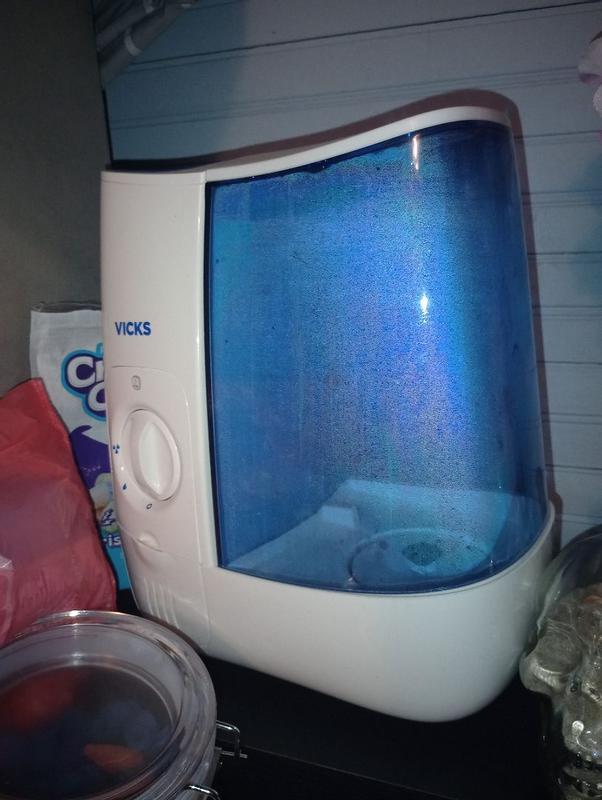Vicks 1-Gallon Tabletop Warm Mist Mechanical Humidifier (For Rooms Up ...