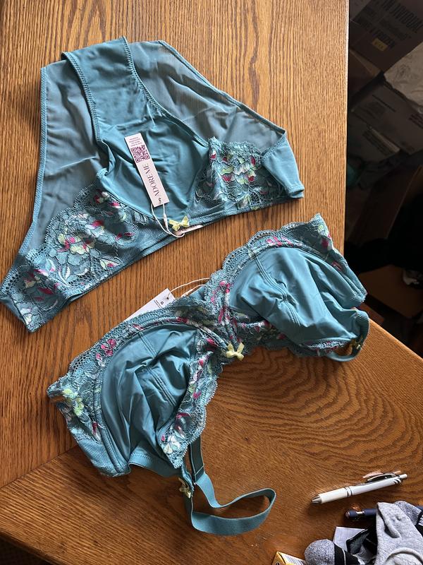 Adore Me Women's Vicky Unlined Full Coverage Bra - Macy's