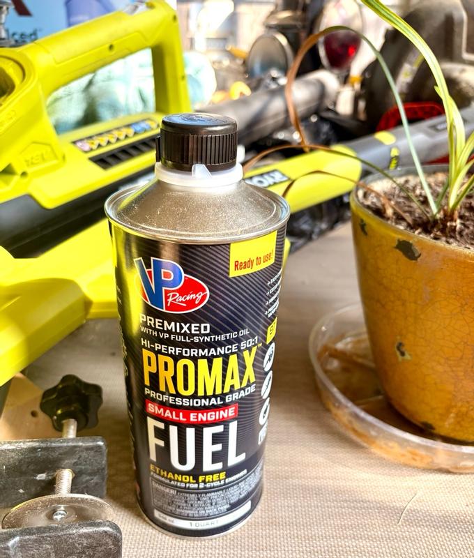 VP Racing Fuels 50:1 PreMix Small Engine Fuel 32 -fl oz 50:1 Ethanol ...