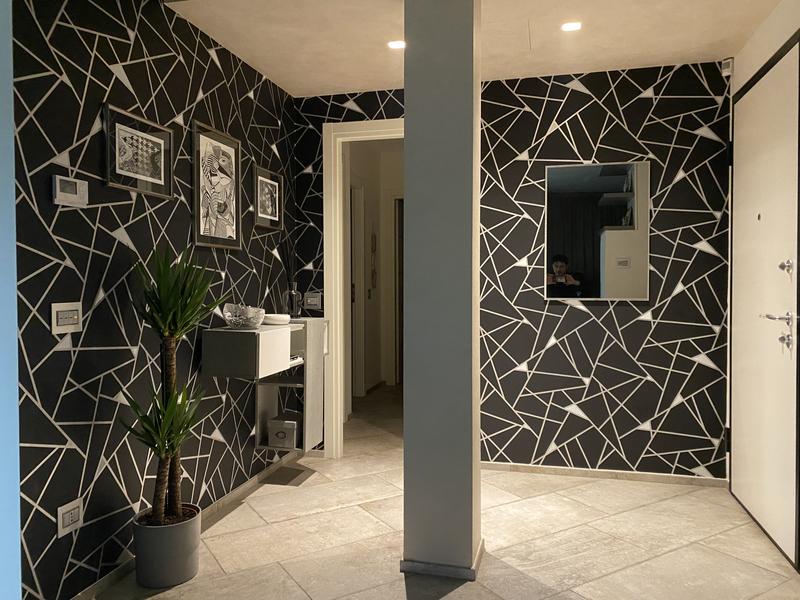 York Wallcoverings Black and White Resource Library 60.8-sq ft Black ...